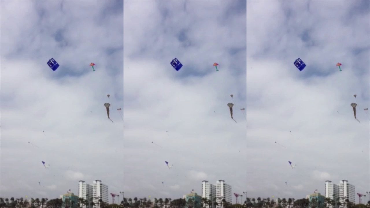 Tardis Kite in Flight on Vimeo