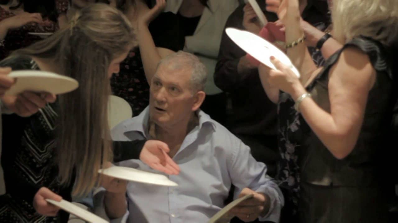 Opa ! Plate Smashing ... Greek Style :) on Vimeo