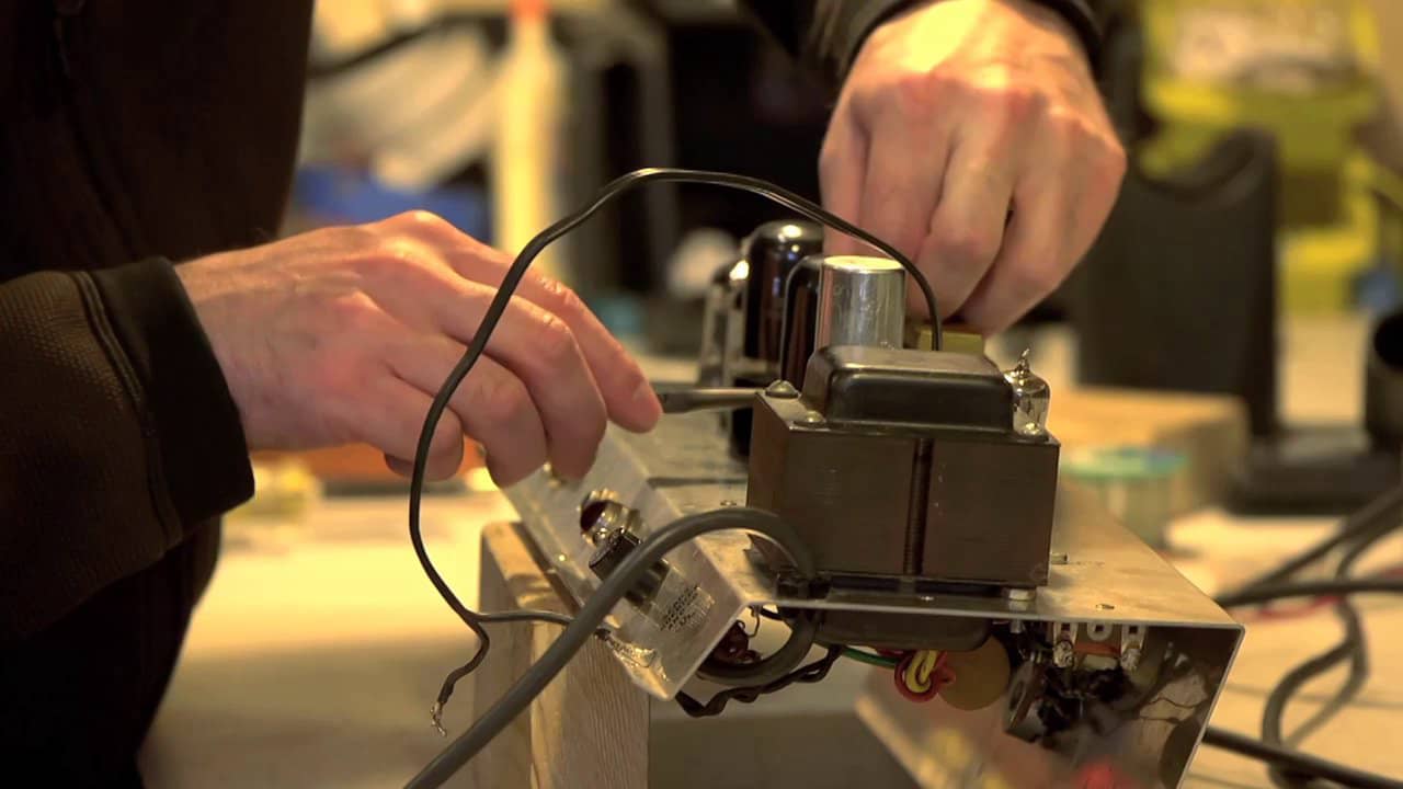 Chicago Fret Works - Amp Repairs on Vimeo