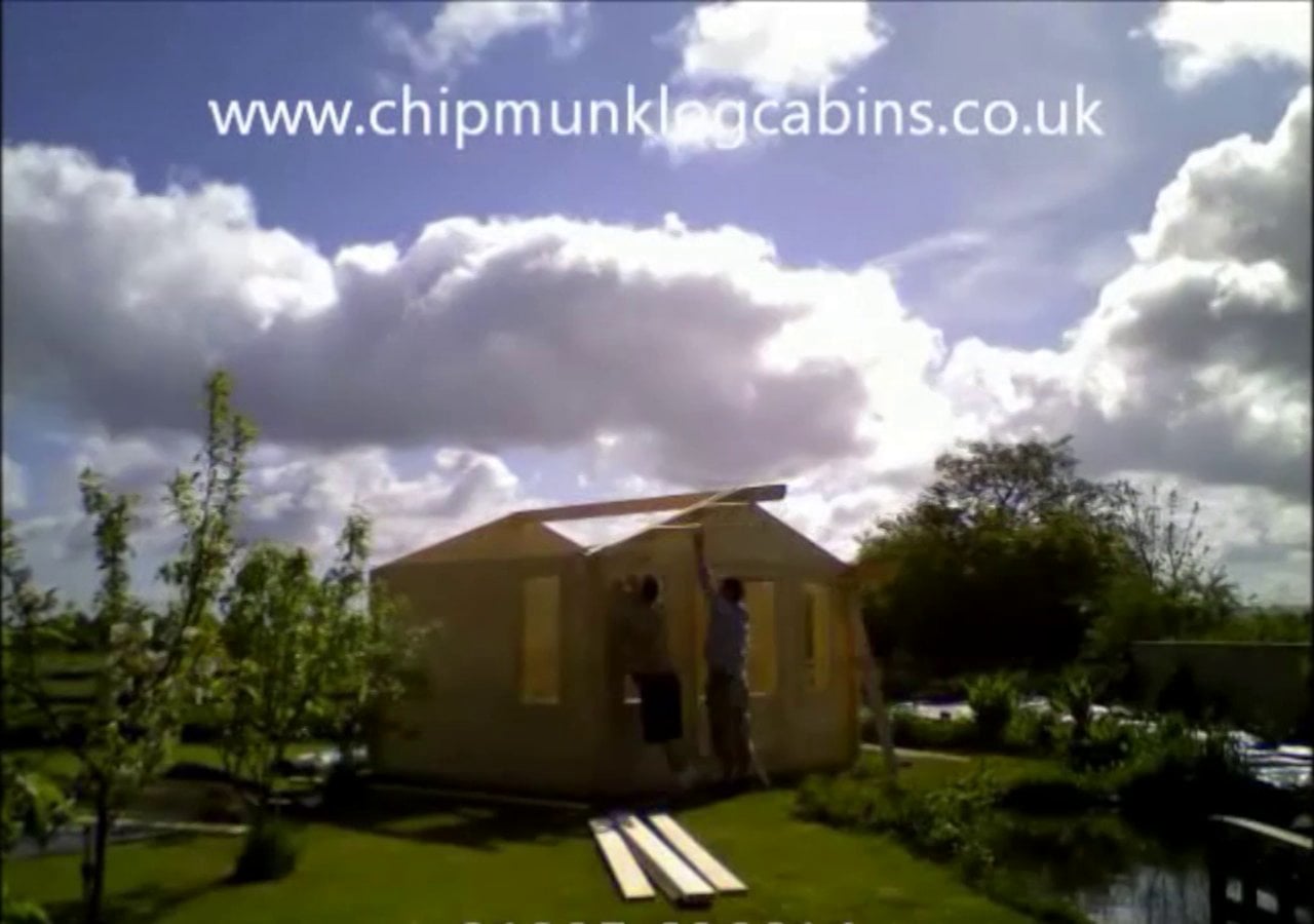 Chipmunk 10 x 8 Log Cabin on Vimeo