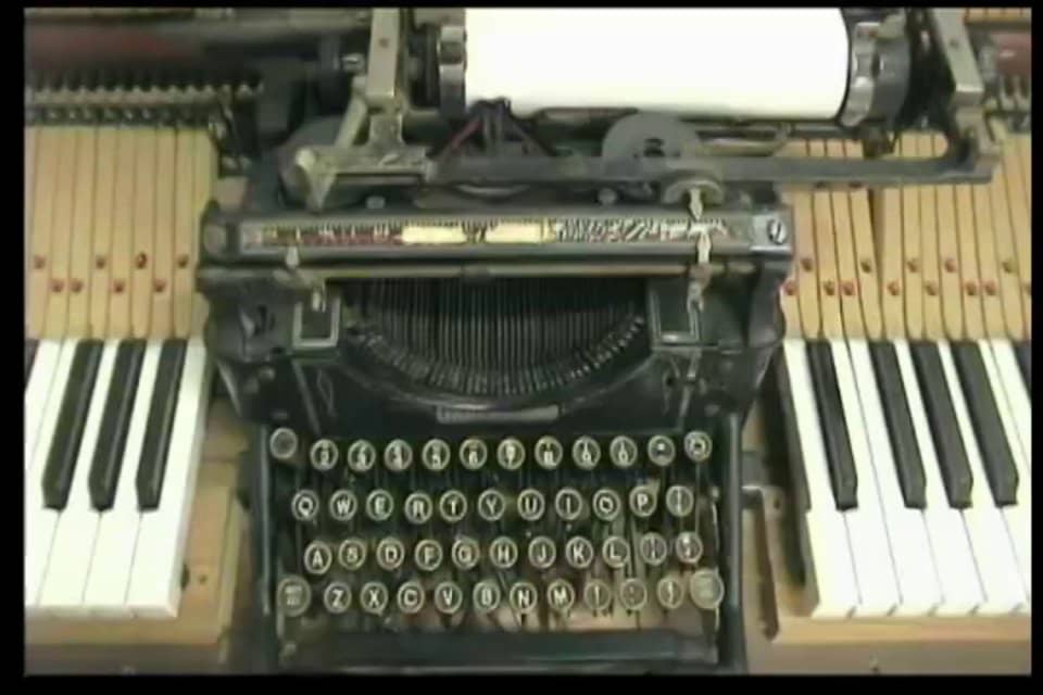 Cassie's Typewriter Piano. The most frequently typed letters, connected ...