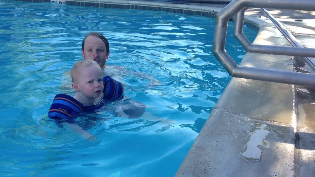 swimming swimming 2 on Vimeo