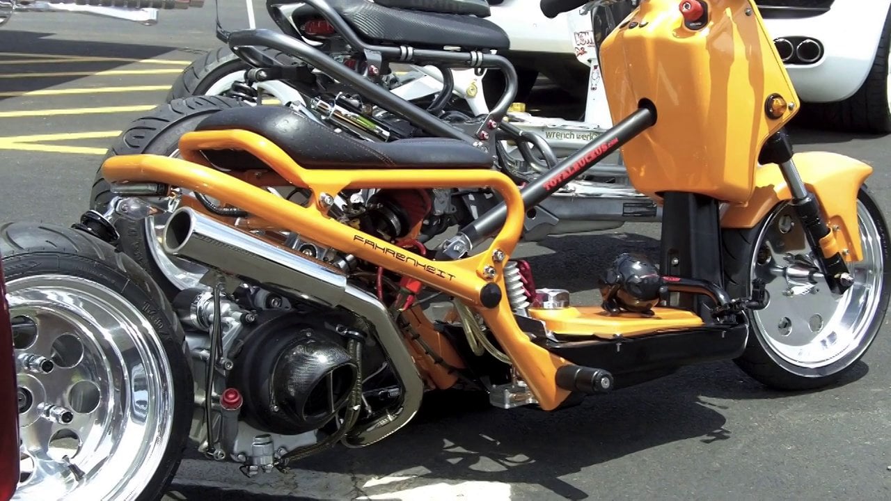 Rod's Honda Ruckus Wrench Werks 2011 on Vimeo