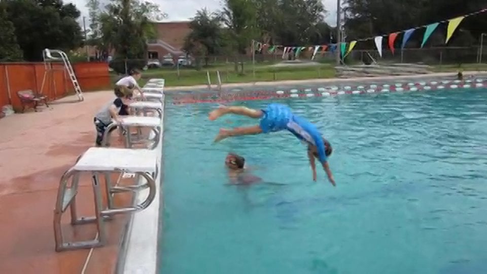 Nicholas diving and Bennett jumping on Vimeo