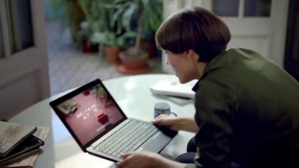 HTC Thunderbolt Commercial on Vimeo