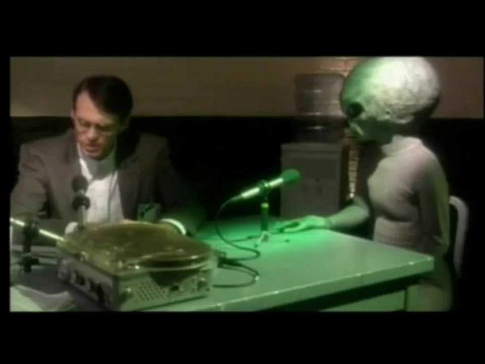 UFO SIGHTINGS & AREA 51 ALIEN INTERVIEW on Vimeo