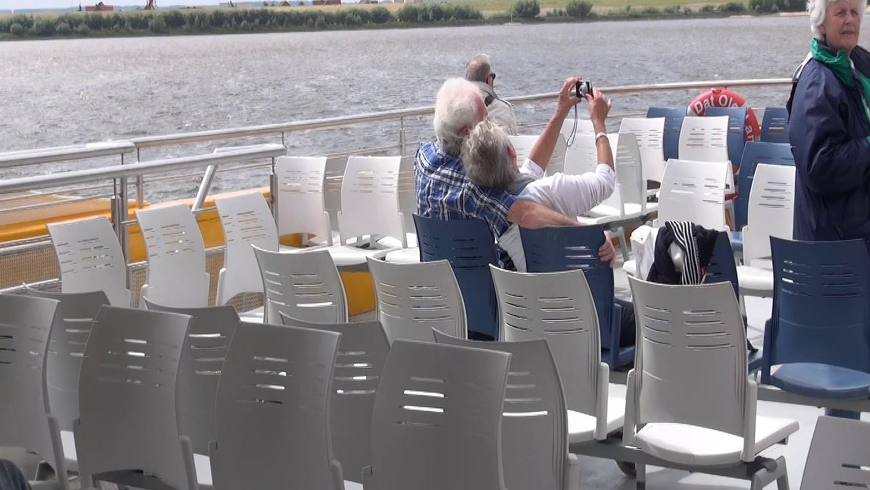 Elbe River Ferry on Vimeo
