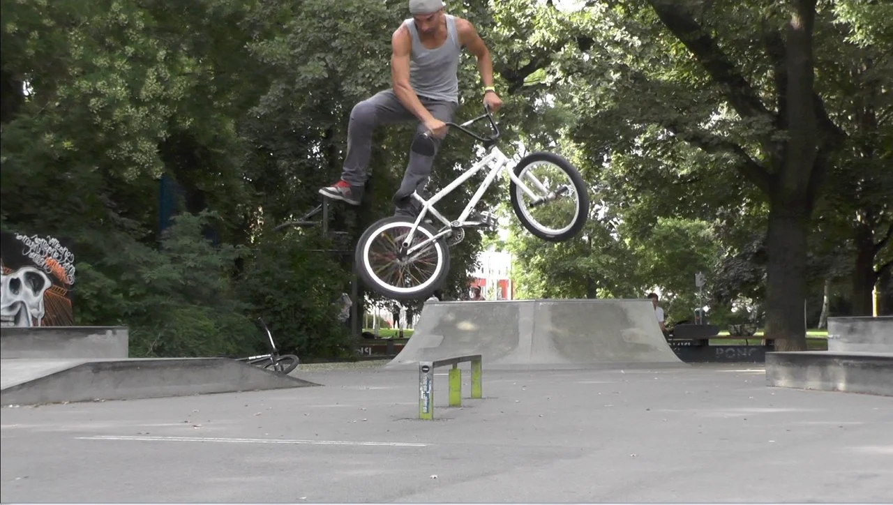 1 Day Split Edit - Breakless x Fallobst - Patrick Gehrke - Marcus ...