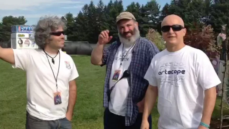 artscope magazine meets Fireseed Arts at the Nines festival on Vimeo