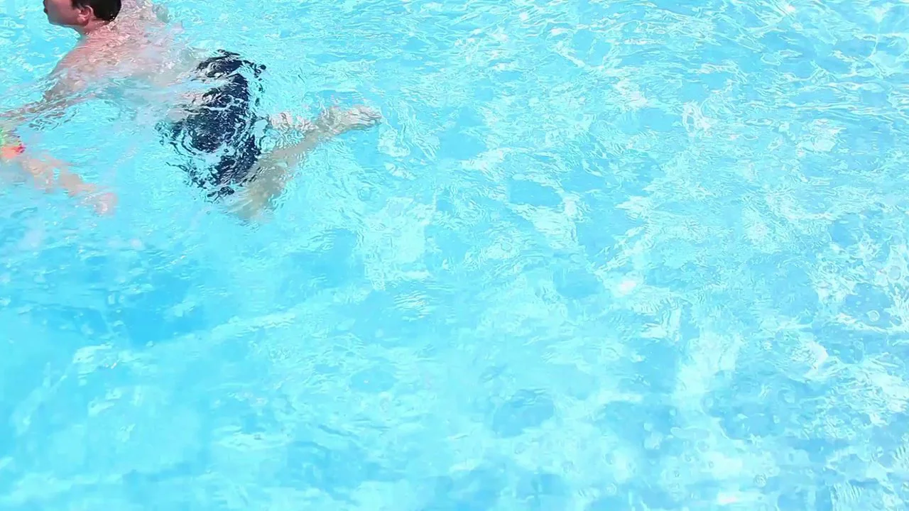 Learning to swim on Vimeo