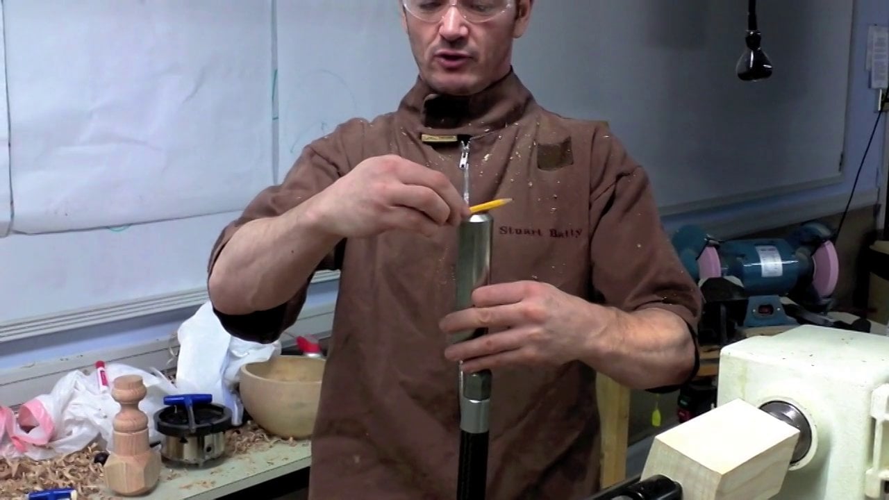 Tip: Rough Cutting with a Roughing Gouge - AAW Woodturning FUNdamentals ...