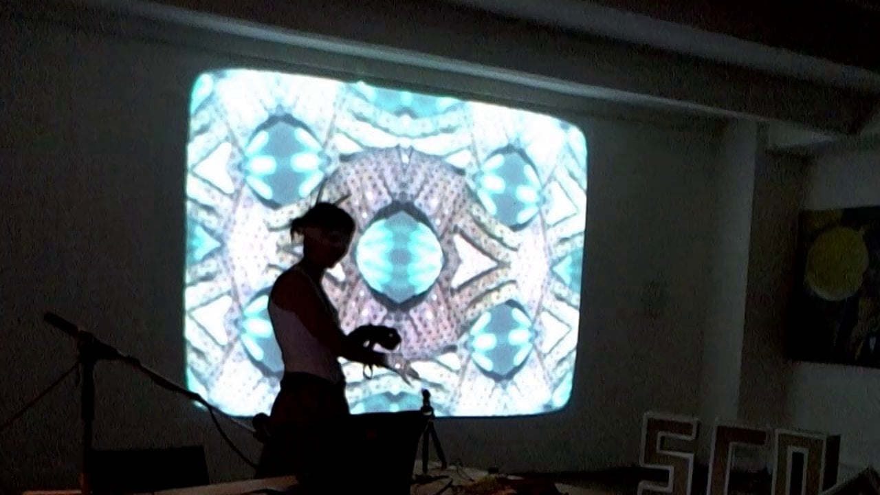 Scope Session #24 - Elke Radke - VJ Juladi on Vimeo