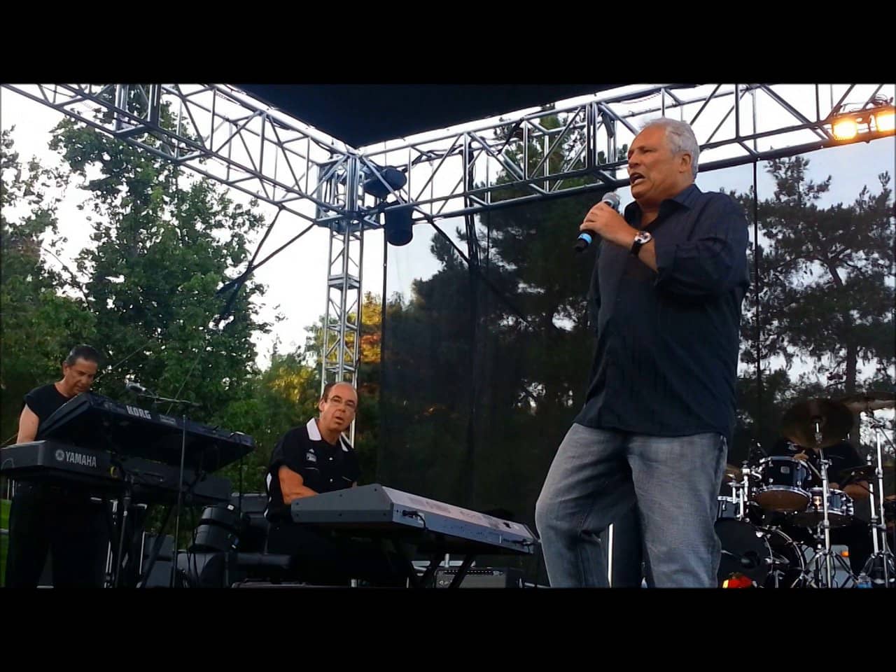 Johnny Contardo former lead vocalist of the band Sha Na Na - Movie ...