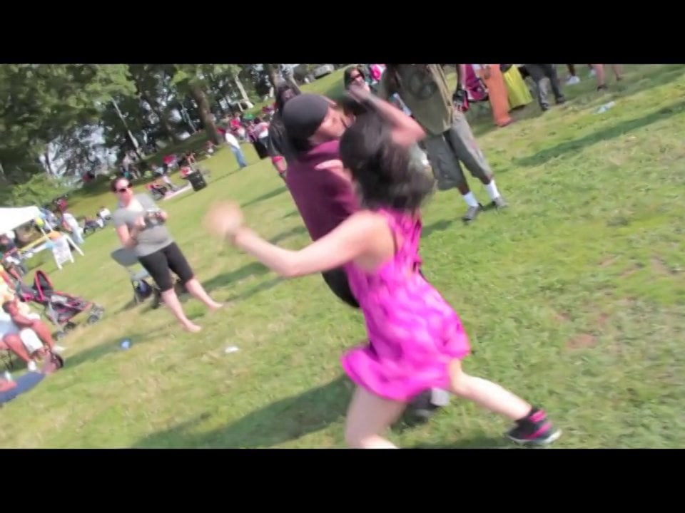 Jon & Yuri (Lofting in the Park) 2012' on Vimeo