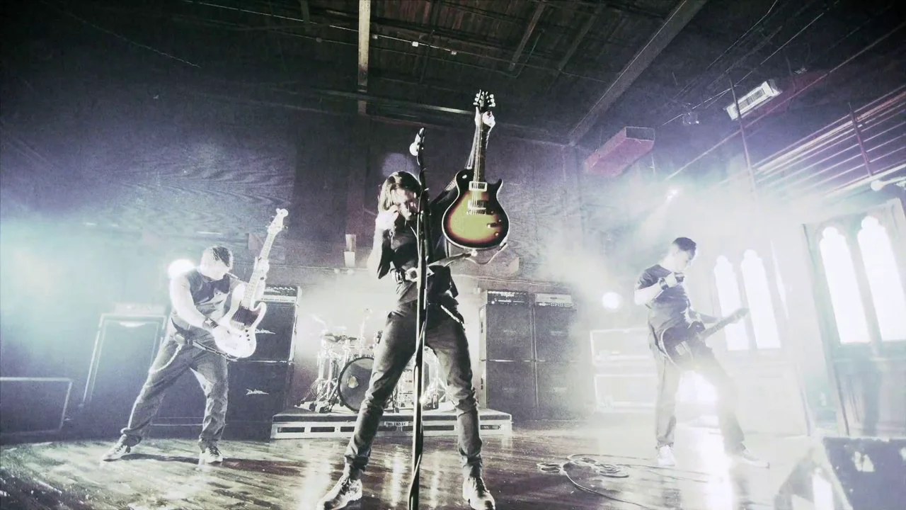ALTER BRIDGE - "ADDICTED TO PAIN" FINAL VIDEO