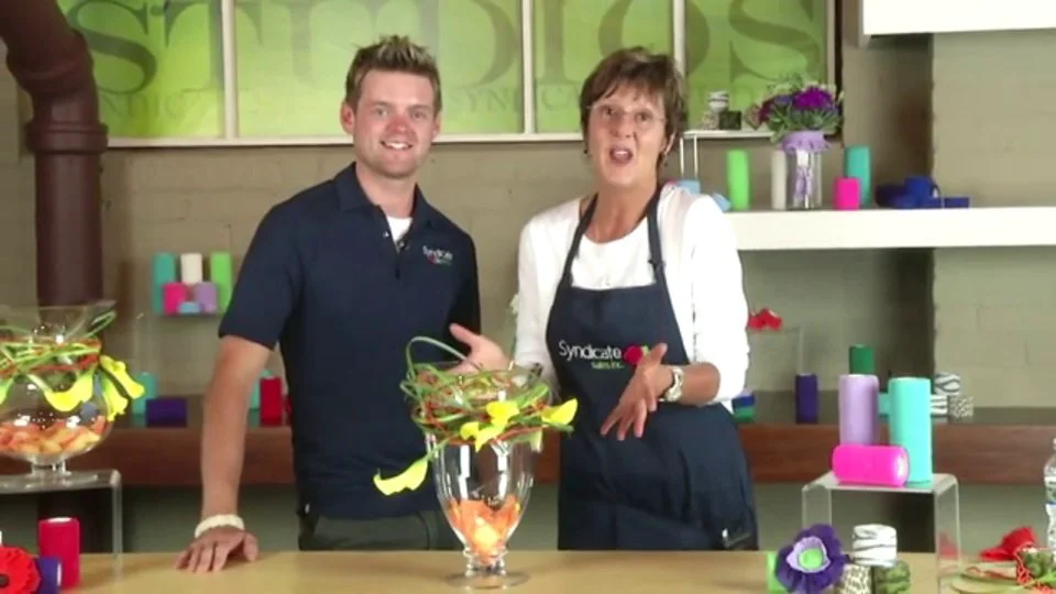 Create an Inverse Floral Design using Flex Wrap on Vimeo