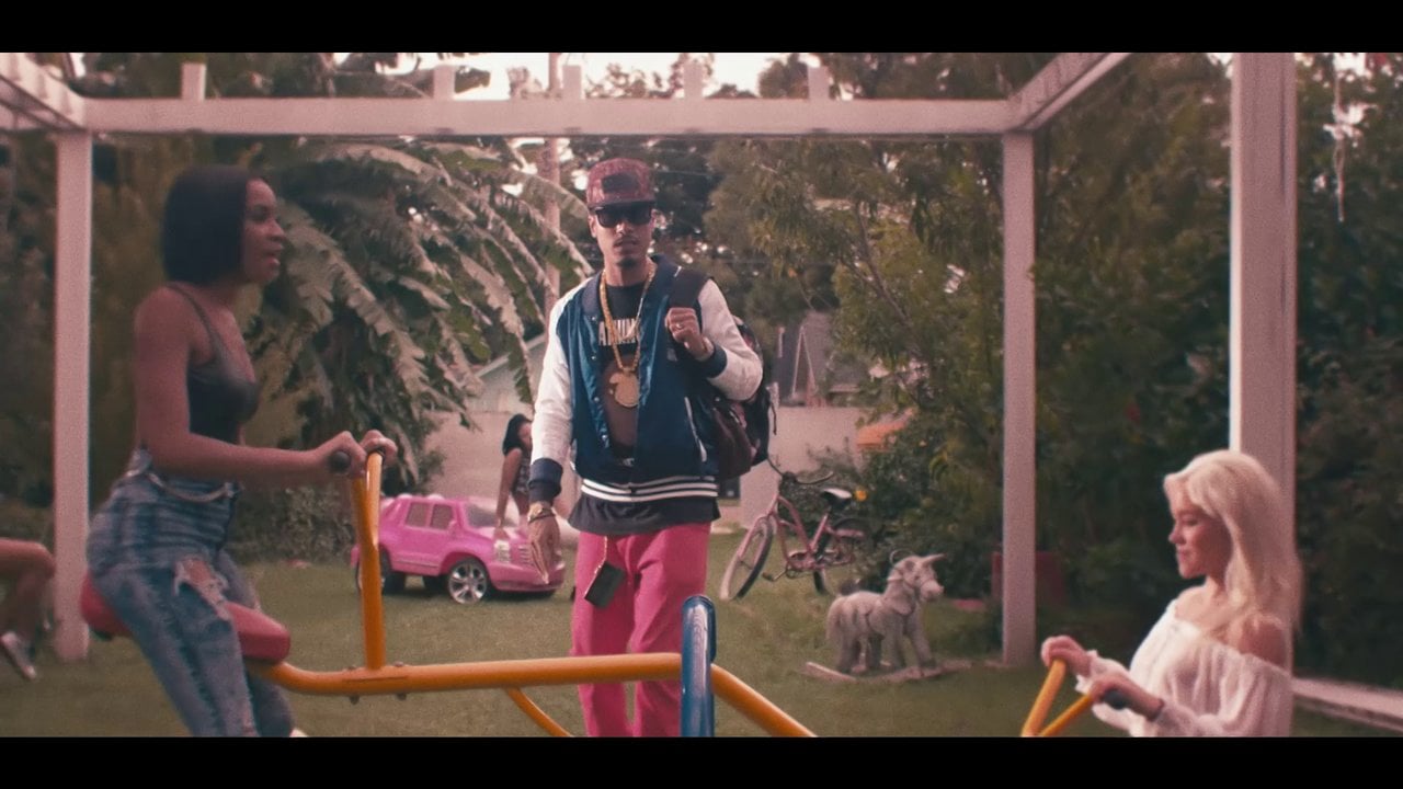 Deelow // 100 KARATS on Vimeo