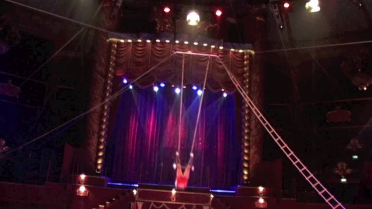 Numero de trapecio en balance, trapeze ballant cirque d'hiver on Vimeo