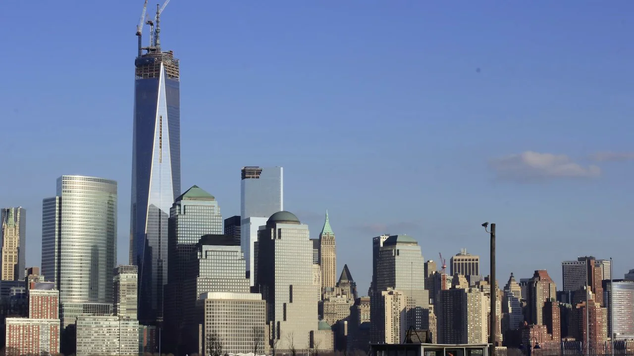 World Trade Center Spring 2013 Timelapse on Vimeo