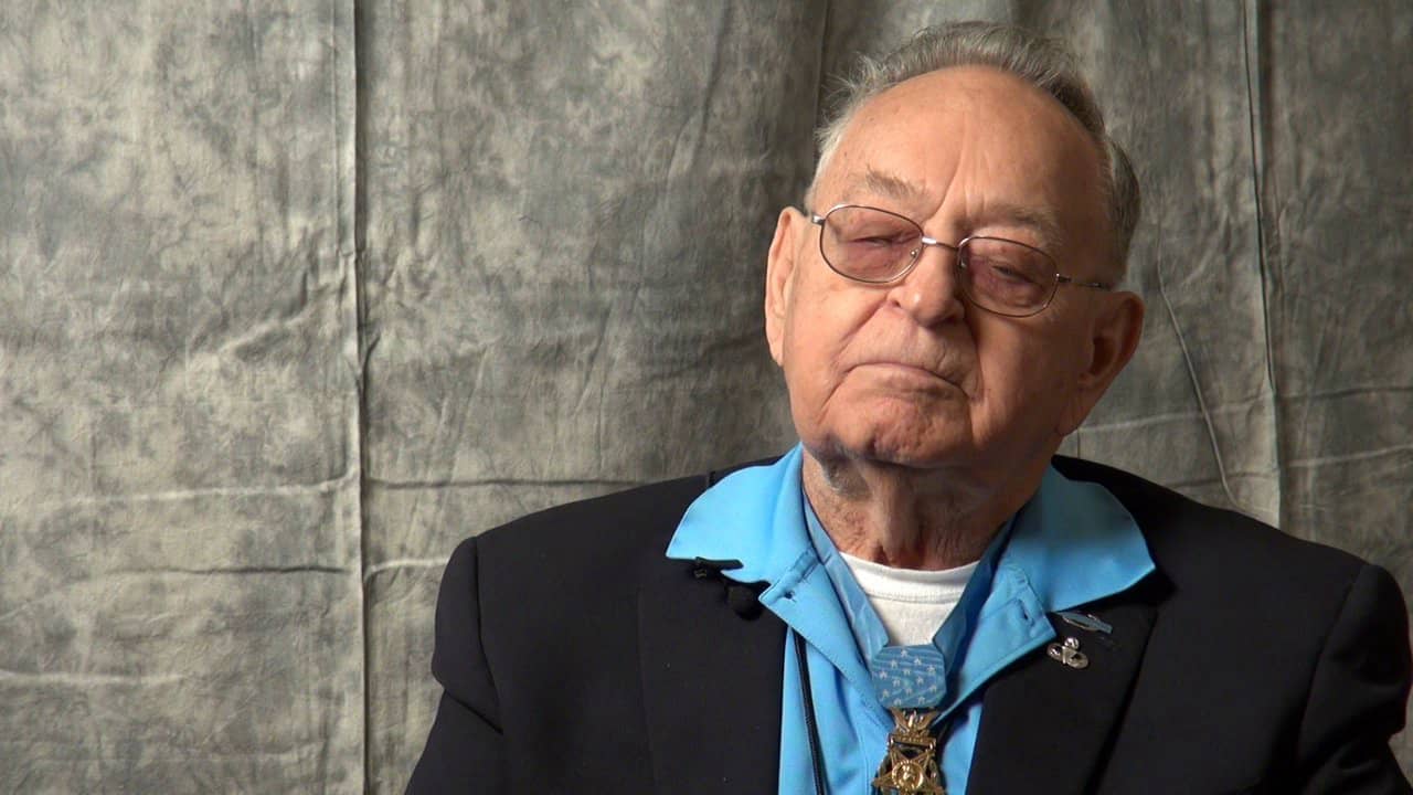 Interview with Medal of Honor recipient Cpl. Ronald Rosser on Vimeo