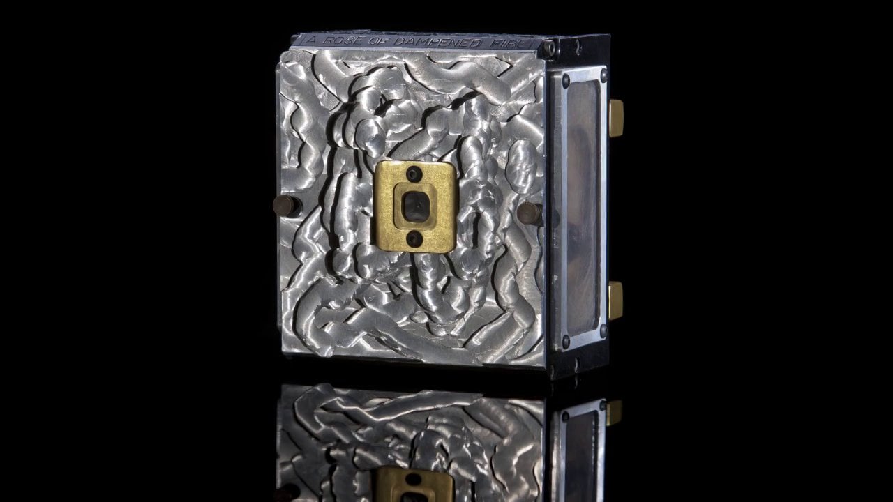 Bee Camera: The first of Wayne Martin Belger's pinhole cameras on Vimeo