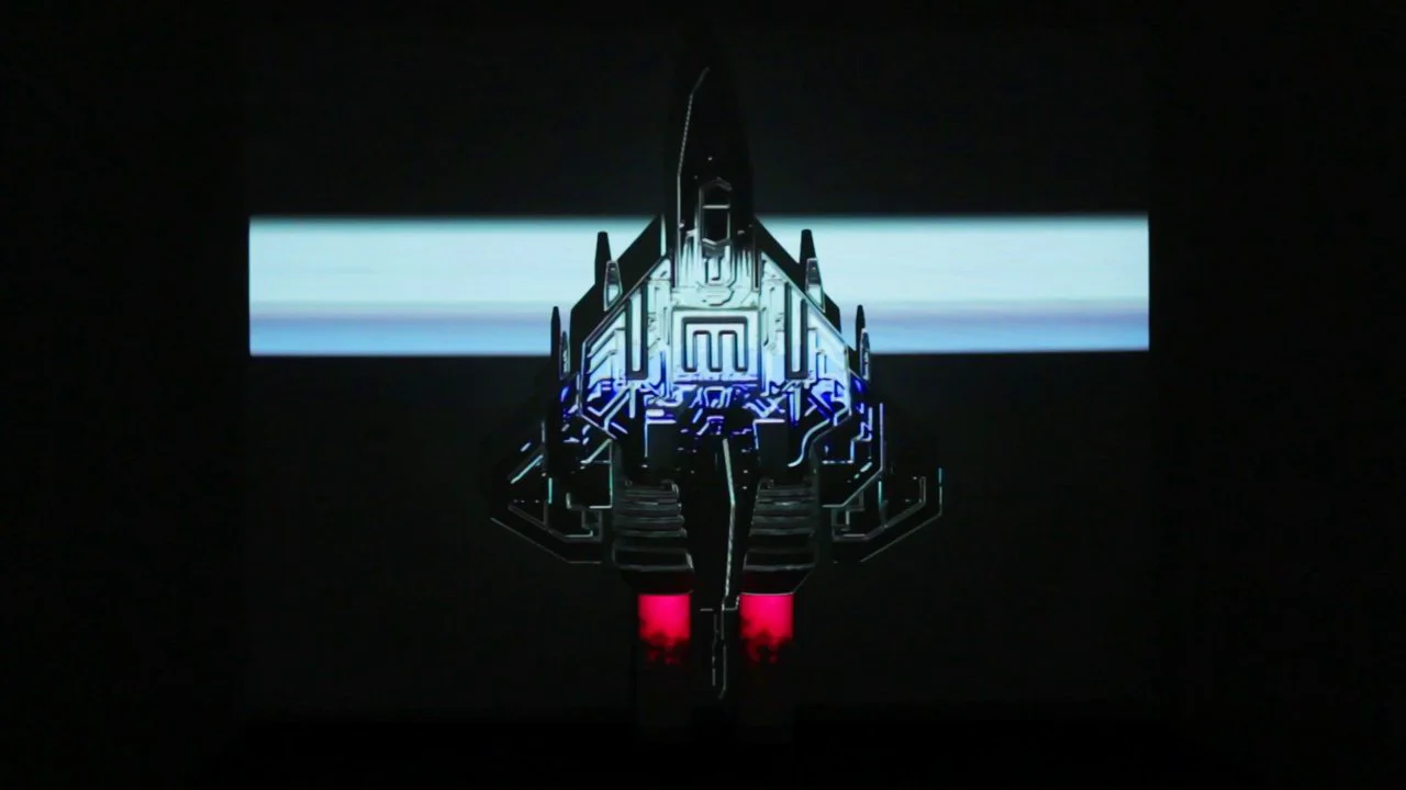 Projection Mapping Motion Graphics on the SHIP on Vimeo