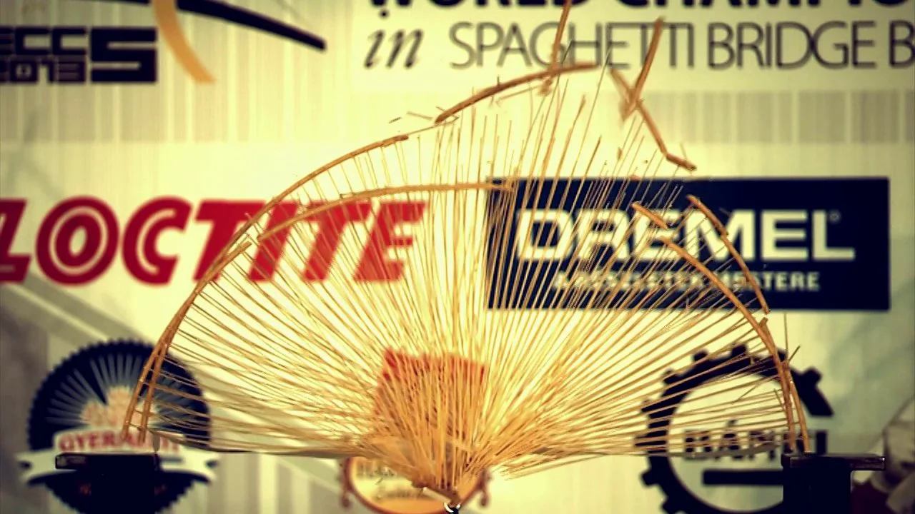 | Spaghetti Bridge | World Record: 570,3 kg. | Hoverla 5 | RECCS 2013 ...