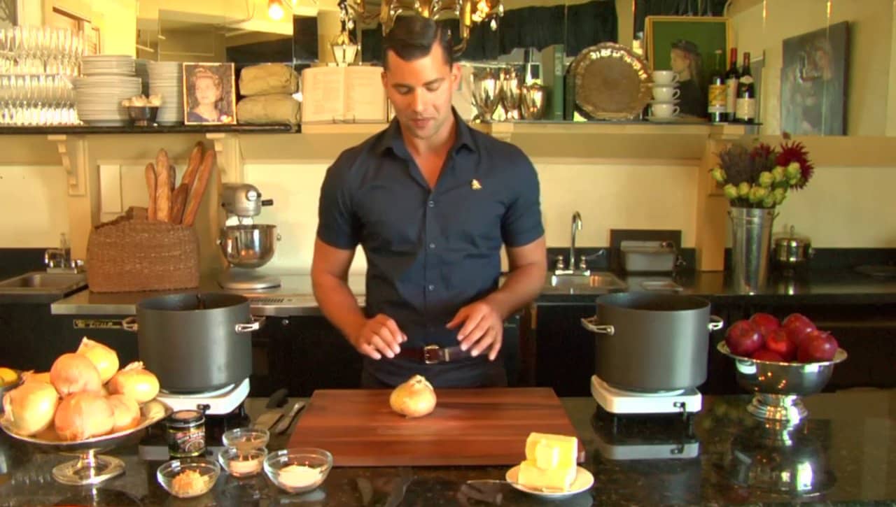 Beau Breedlove 'In the kitchen' series: Onion Soup on Vimeo