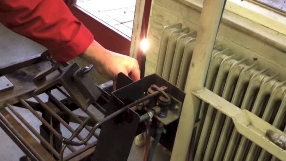 Autogeen brander instellen, aansteken en uit draaien on Vimeo