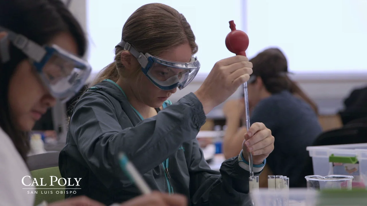 The Warren J. Baker Center for Math and Science on Vimeo