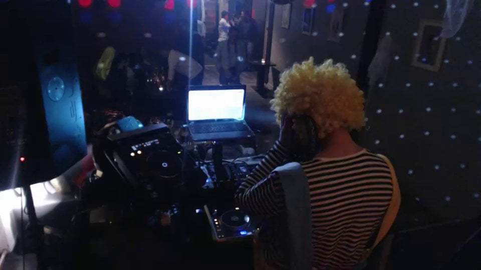 Radio Grooves / Halloween / Drinkin / Radovan / DJ INKOS on Vimeo