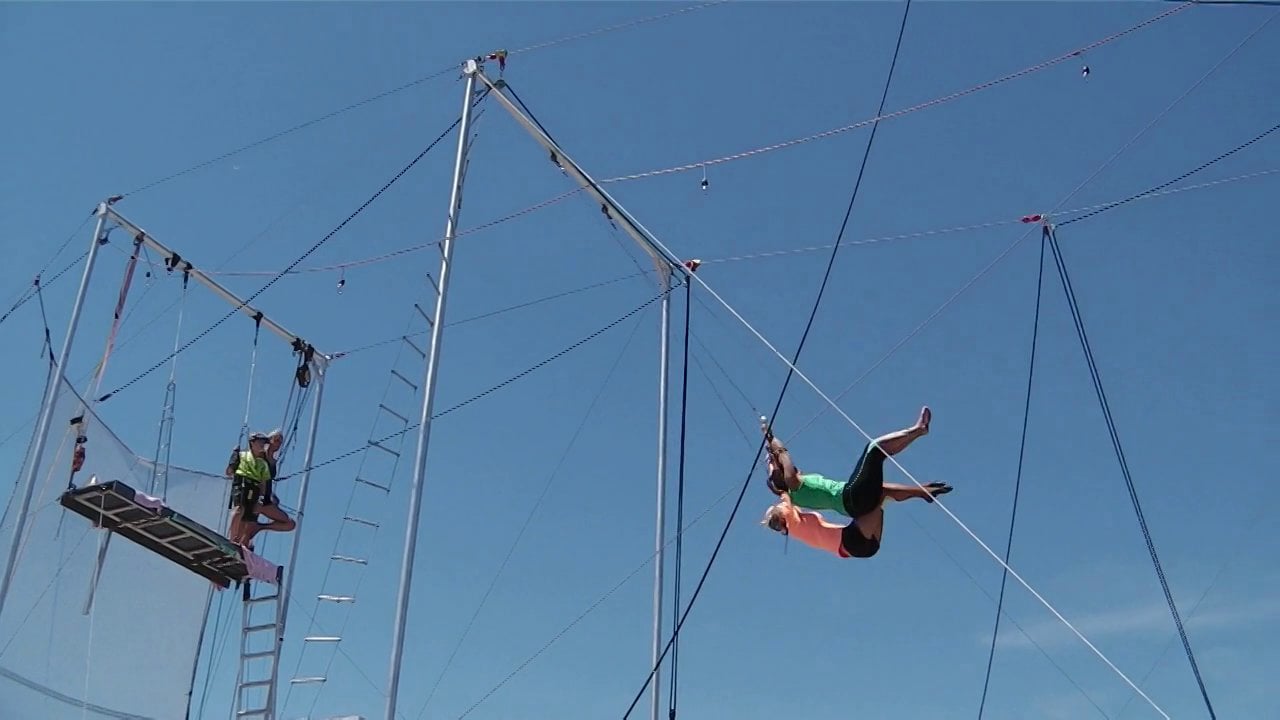 Tandem swing with Terry on Vimeo