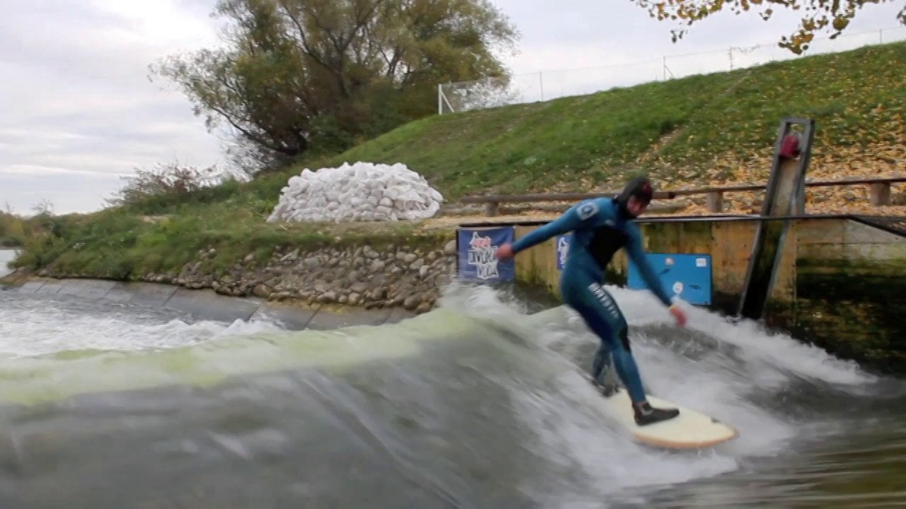 one ride in bratislava. x daniel schur on Vimeo