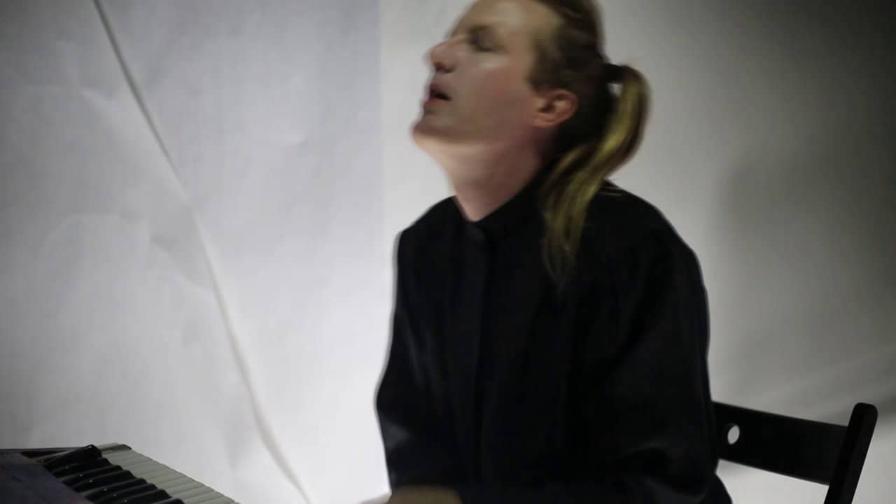 Lauren Bousfield - Cracknight on Vimeo