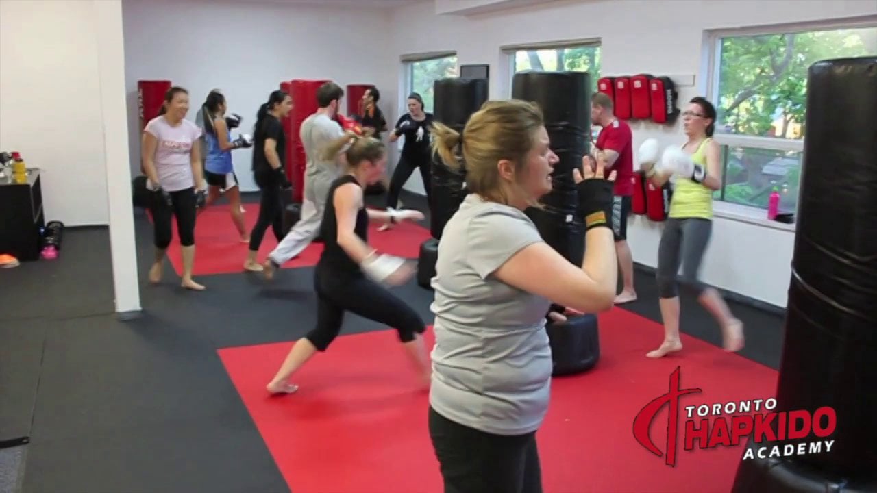 Beginner Friendly Kick Boxing Classes in Toronto Leaside | Leaside ...