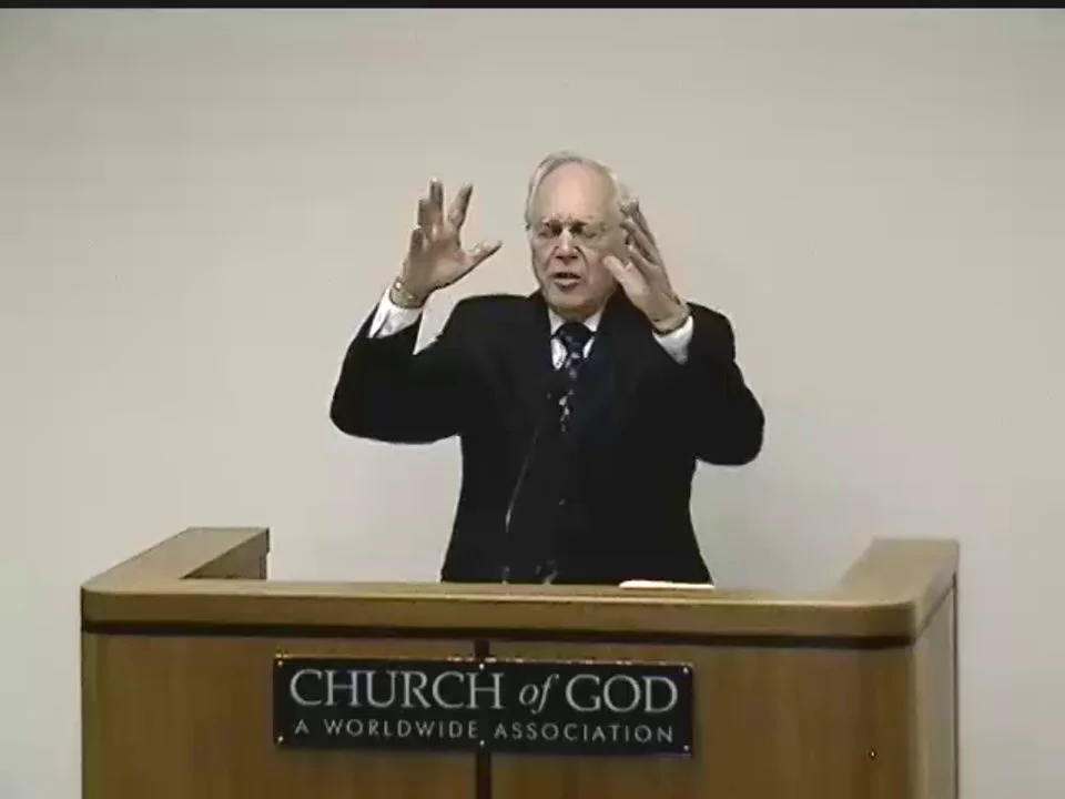 11.30.2013 Richard Pinelli- The Deceptiveness of World News and the ...