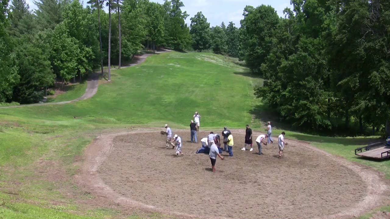 Sunday Ultra-Dwarf Bermudagrass Putting Green Sprigging in North ...