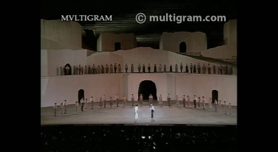 Zorba the Greek sirtaki dance , Mikis Theodorakis, Arena di Verona on Vimeo