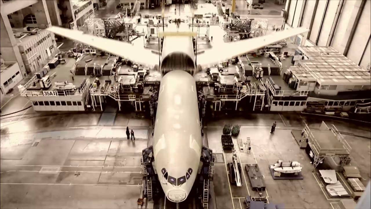 AIRBUS A330 FAL in Toulouse on Vimeo