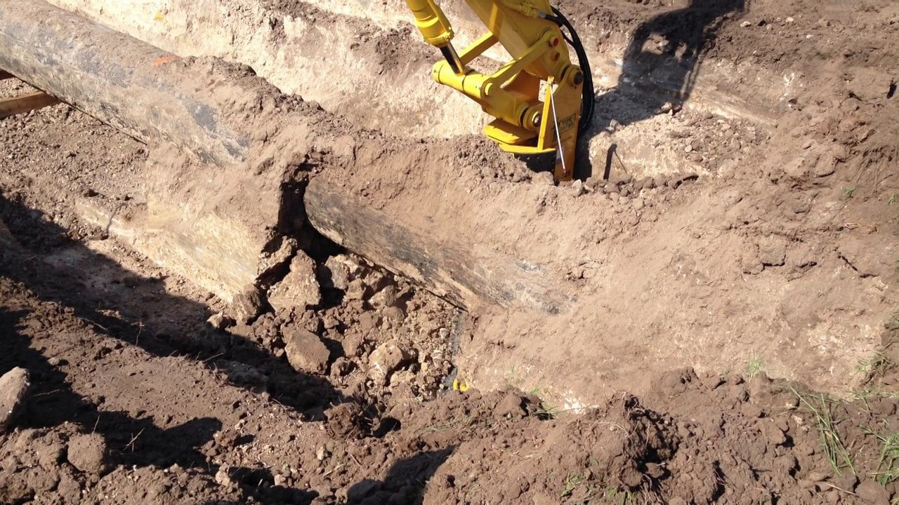 Pipe Gator -- The Safest Most Efficient Way to Expose Pipe! on Vimeo