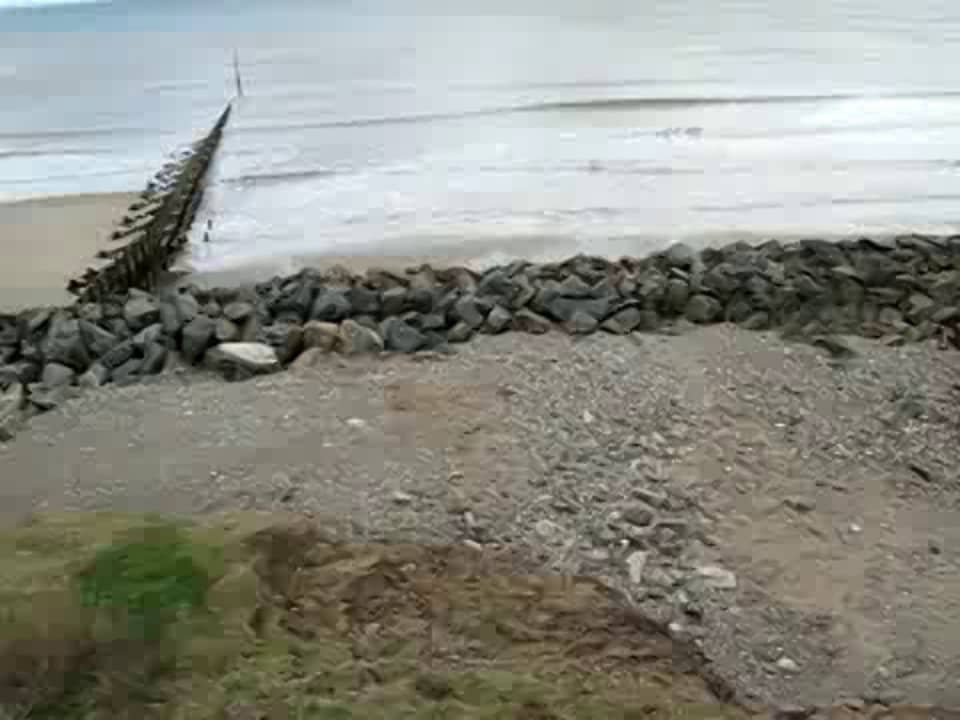 Hornsea (gabion, groyne and rock armour) on Vimeo