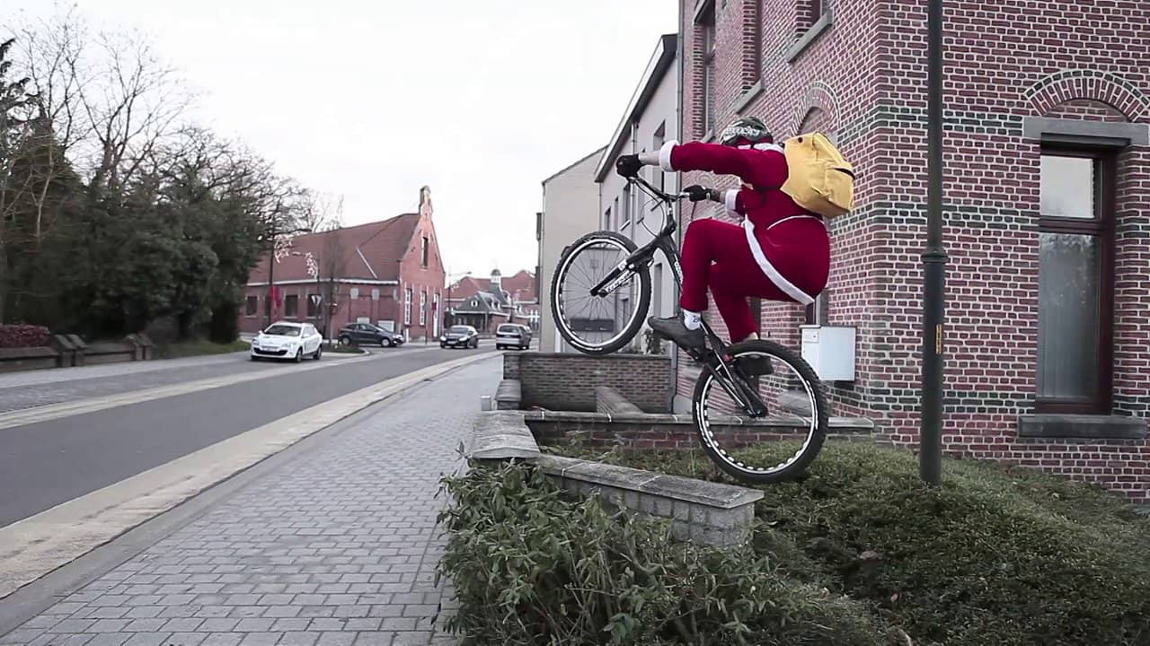 Insane Santa ! on Vimeo