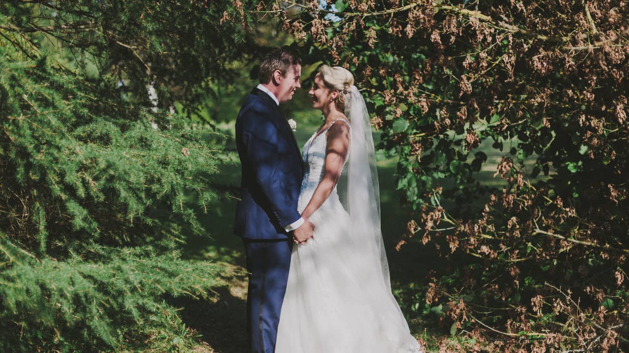 Julia&Ash - Wedding Video in Dordogne // France on Vimeo