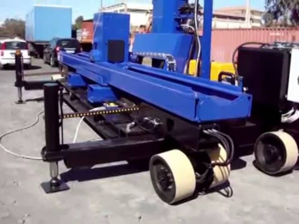 Self Propelled Bundle Extractor (Light Type) - Kidextractor - www ...