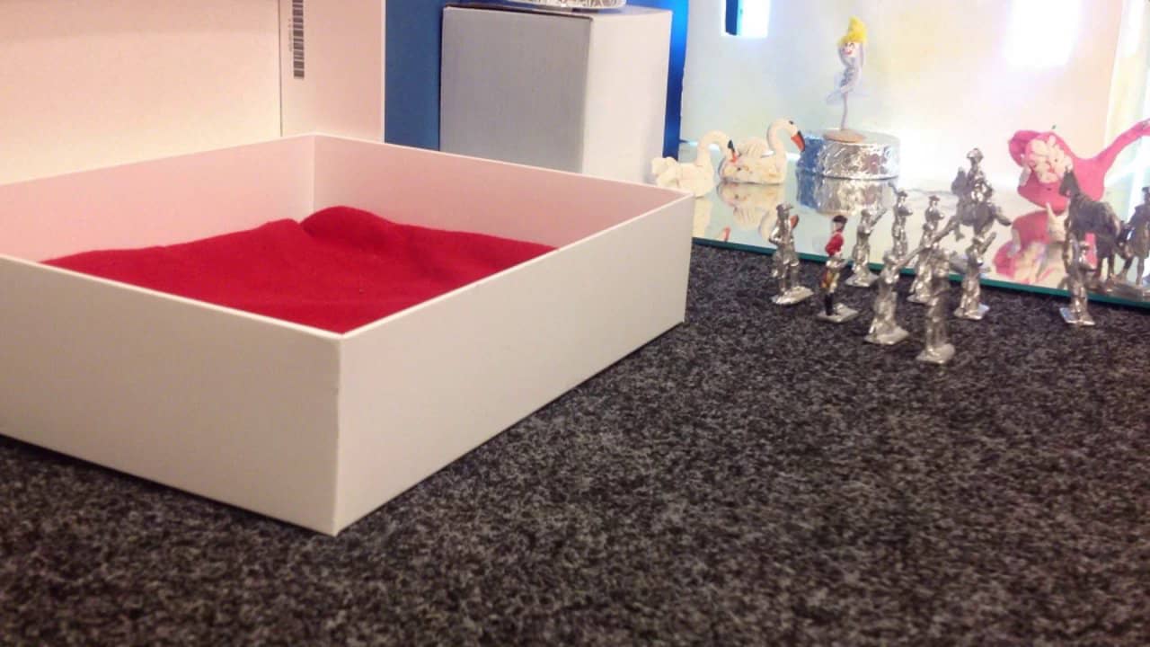 Den ståndaktige tennsoldaten - animerad film... on Vimeo