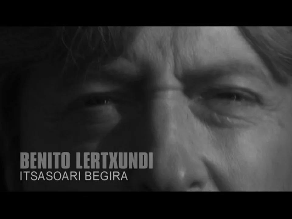 Benito Lertxundi "Itsasoari begira" video clip. on Vimeo