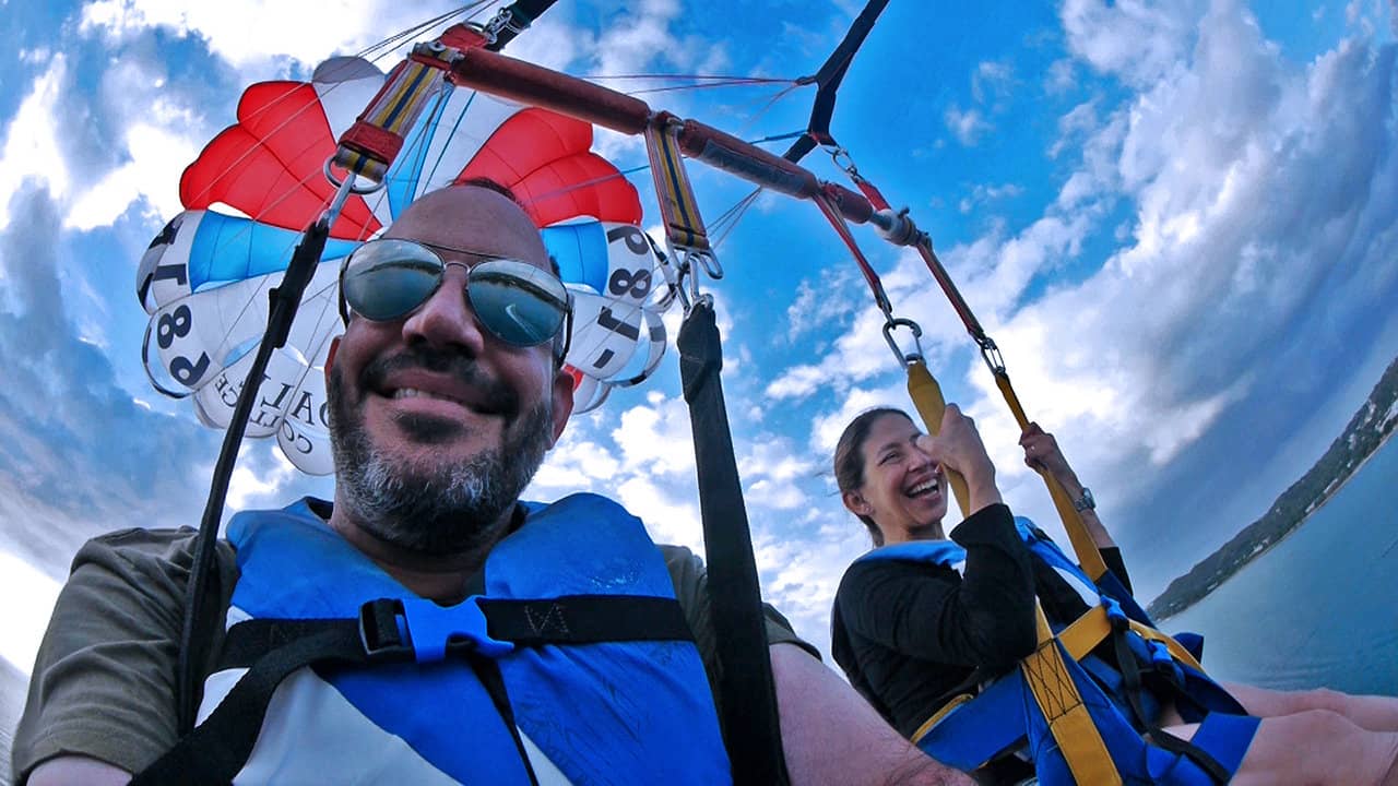 Parasailing: Rincón, Puerto Rico on Vimeo