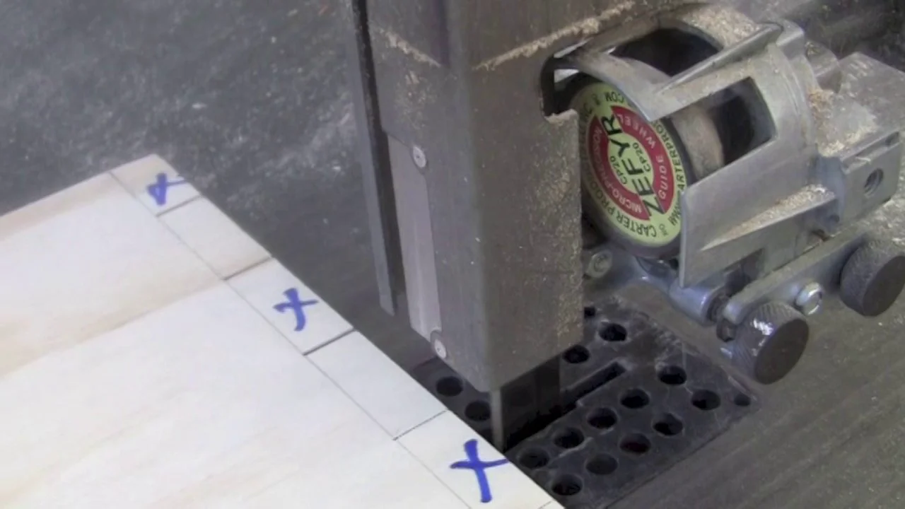 3 Tandverbinding lange platen zagen en uithakken on Vimeo