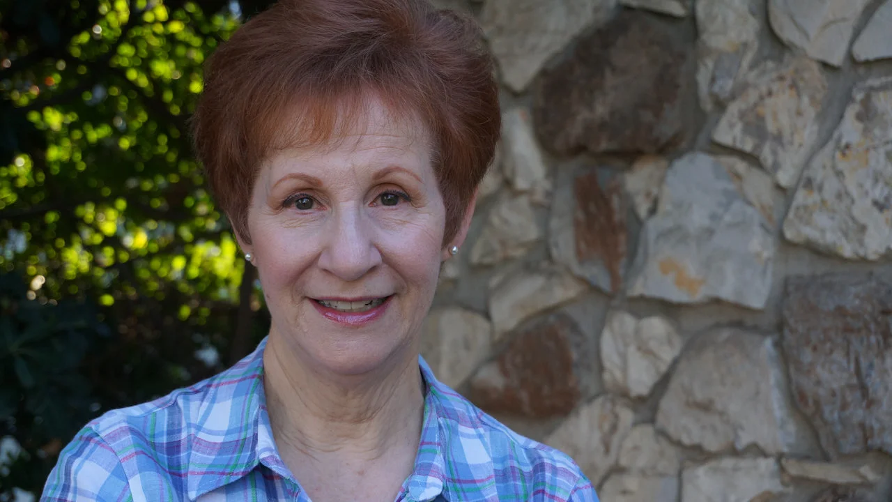 Marcie Lynn Ross - Theatrical Reel on Vimeo