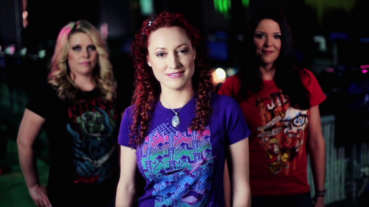 J!nx TV Commercial featuring the Frag Dolls on Vimeo